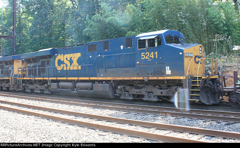 CSX ES40DC #5241 on L128-15